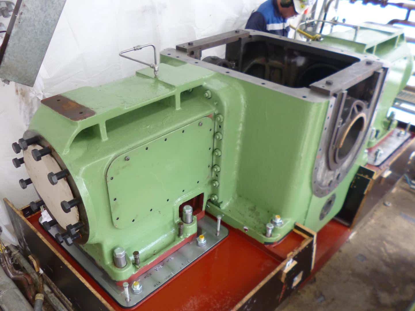Foundation overhaul Thomassen reciprocating compressor - EMHA